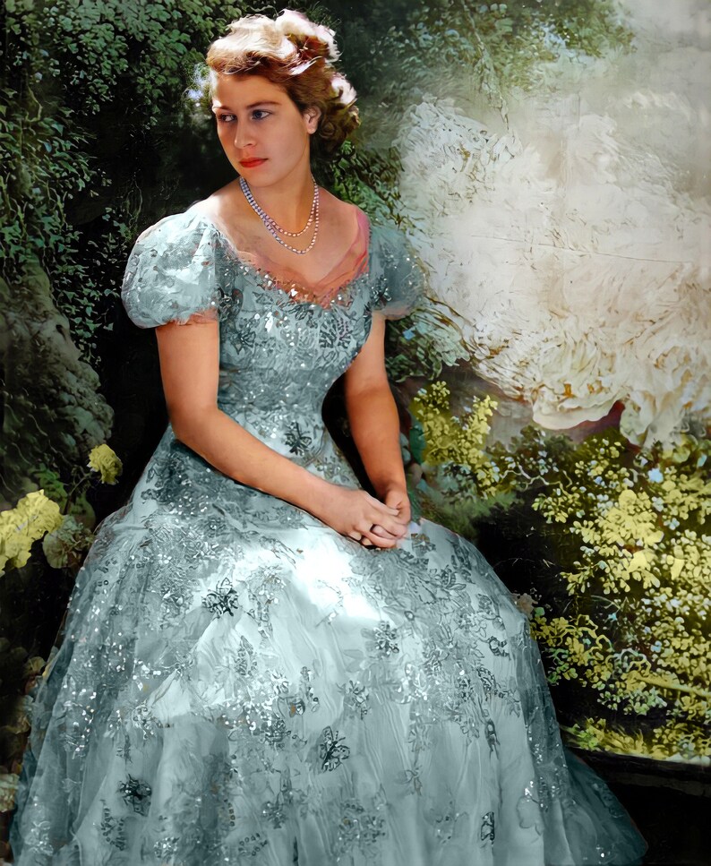 Queen Elizabeth II Portrait 13 X 19 Photo Print - Etsy