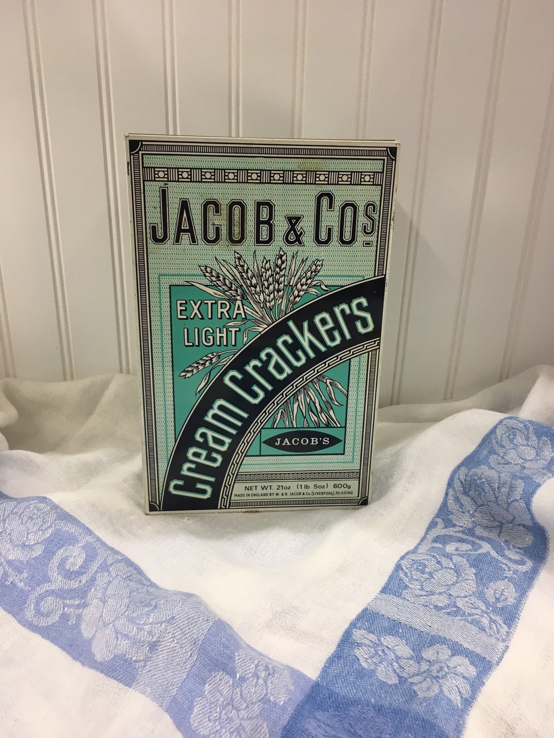 Vintage Jacob & Co.’s Cream Cracker Tin - Made in England - Etsy