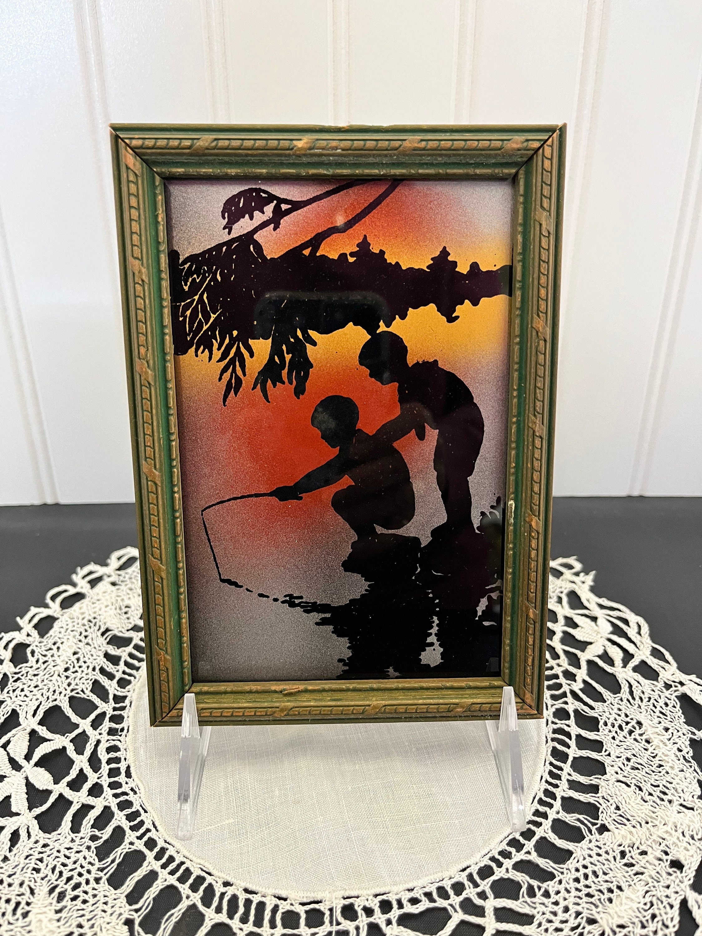 Reverse Silhouette Art With Color