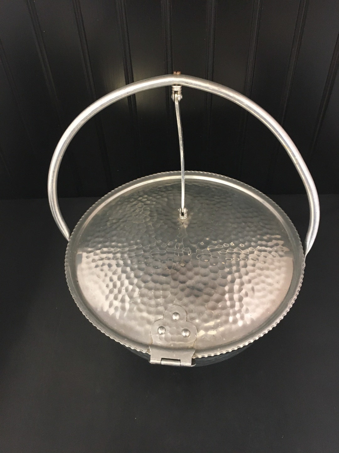 Hammered Aluminum Casserole Cover W/pyrex #595 Divided Glass Insert - Etsy