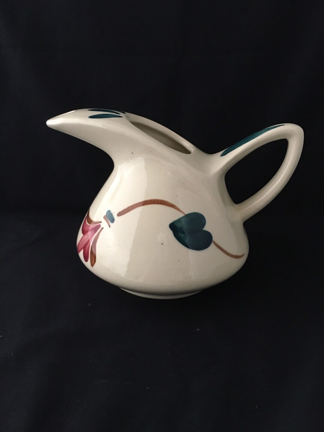 1940s Puritan Pottery Ivy Red Blossom Pitcher - Etsy UK