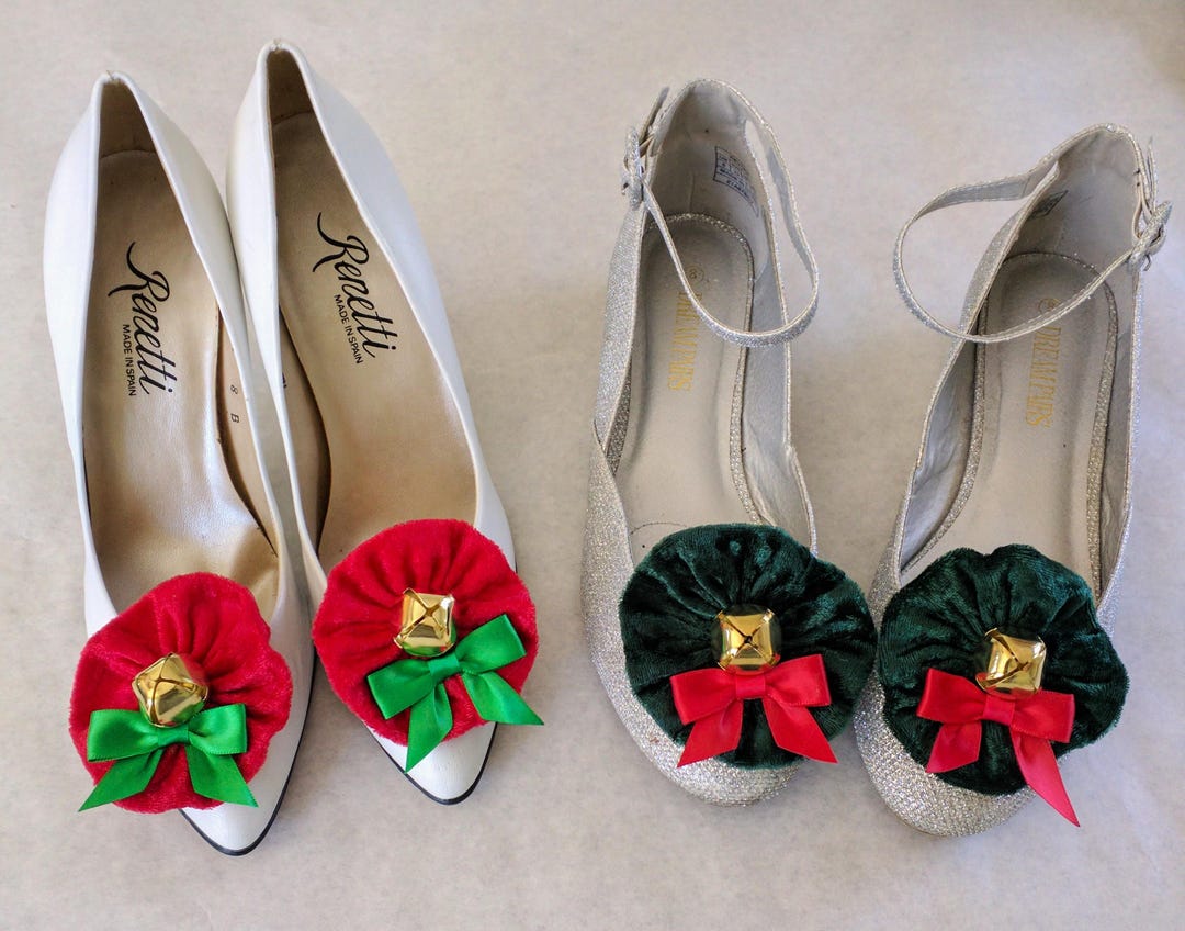 Pretty Christmas Shoes, Christmas Bells Shoe Clips, Jingle Bells Shoe ...