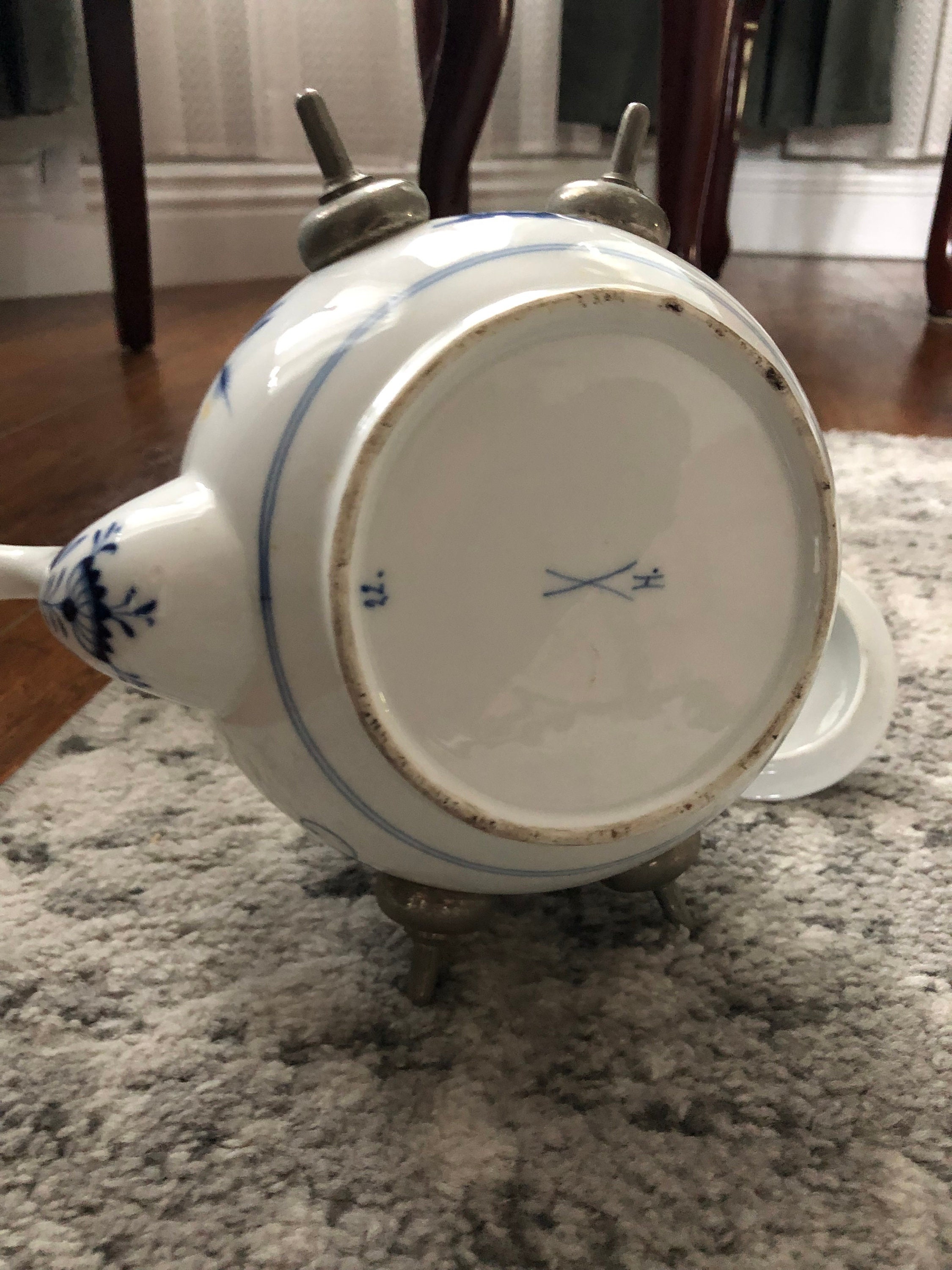 Franziska Hirsch Dresden Porcelain Tea Pot in Meissen Blue Onion ...