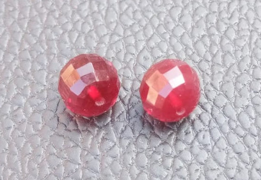 Half Top Drilled 2 Match Pairs Ruby Quartz Briolette Cut Feceted Round ...