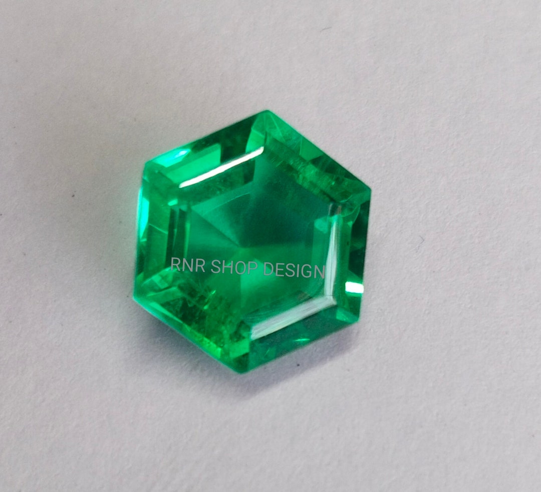 Natural Himalayan Crystal Emerald Faceted Hexagon Shape, 12X12 Mm ...