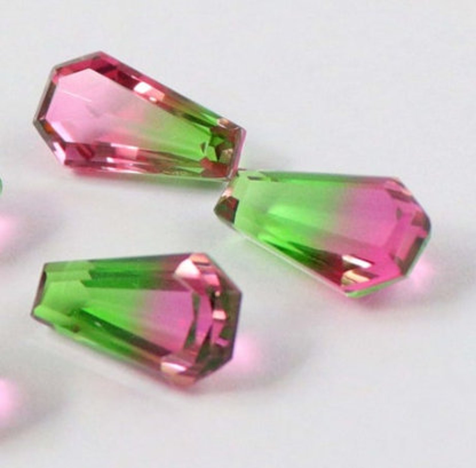 2piece Watermelon Quartz 18x10mm Coffin Shape,feceted Normal Cut ...