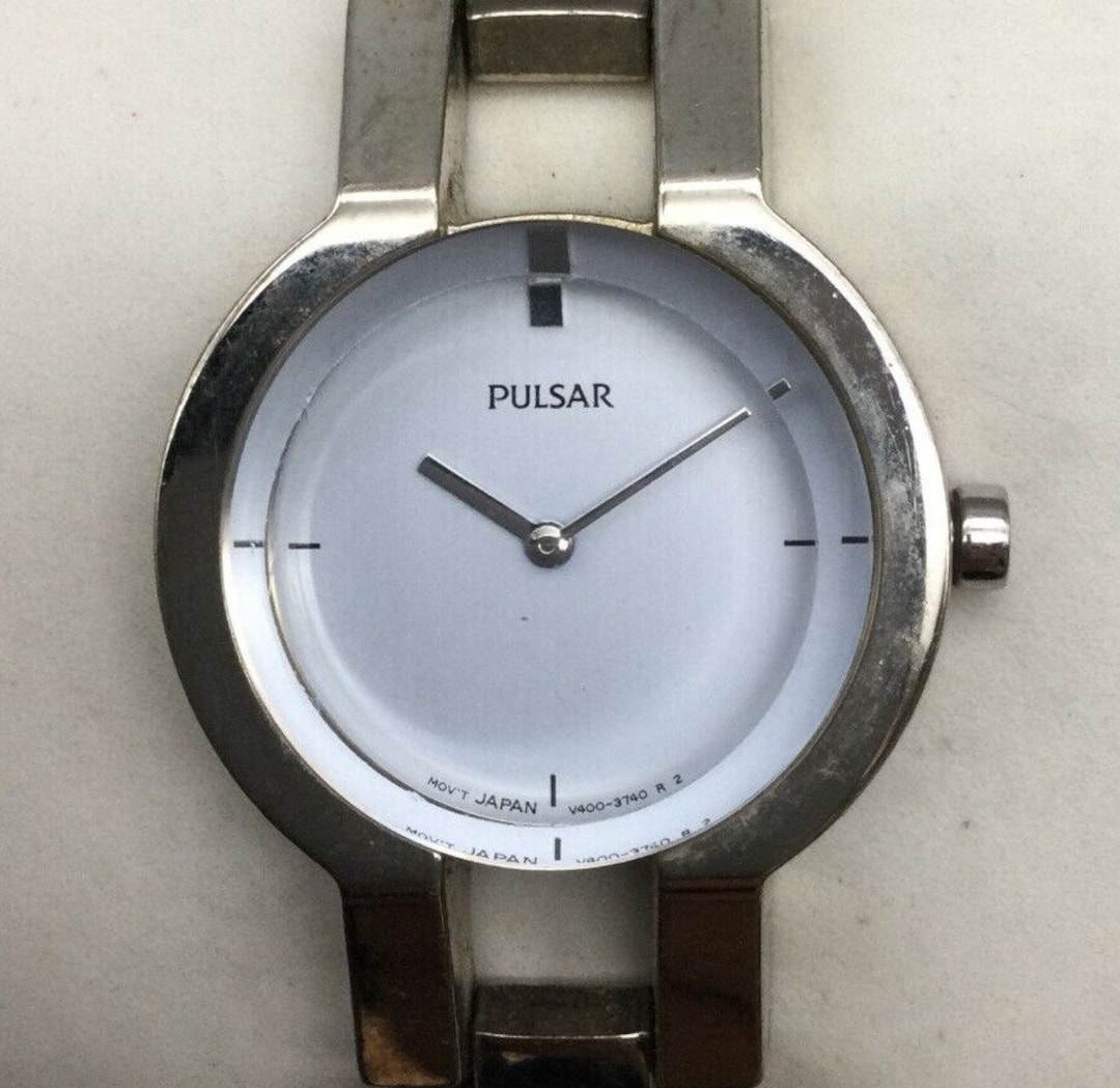Vintage Pulsar Watch Women 25mm Silver Tone White V400-1090 New Battery ...