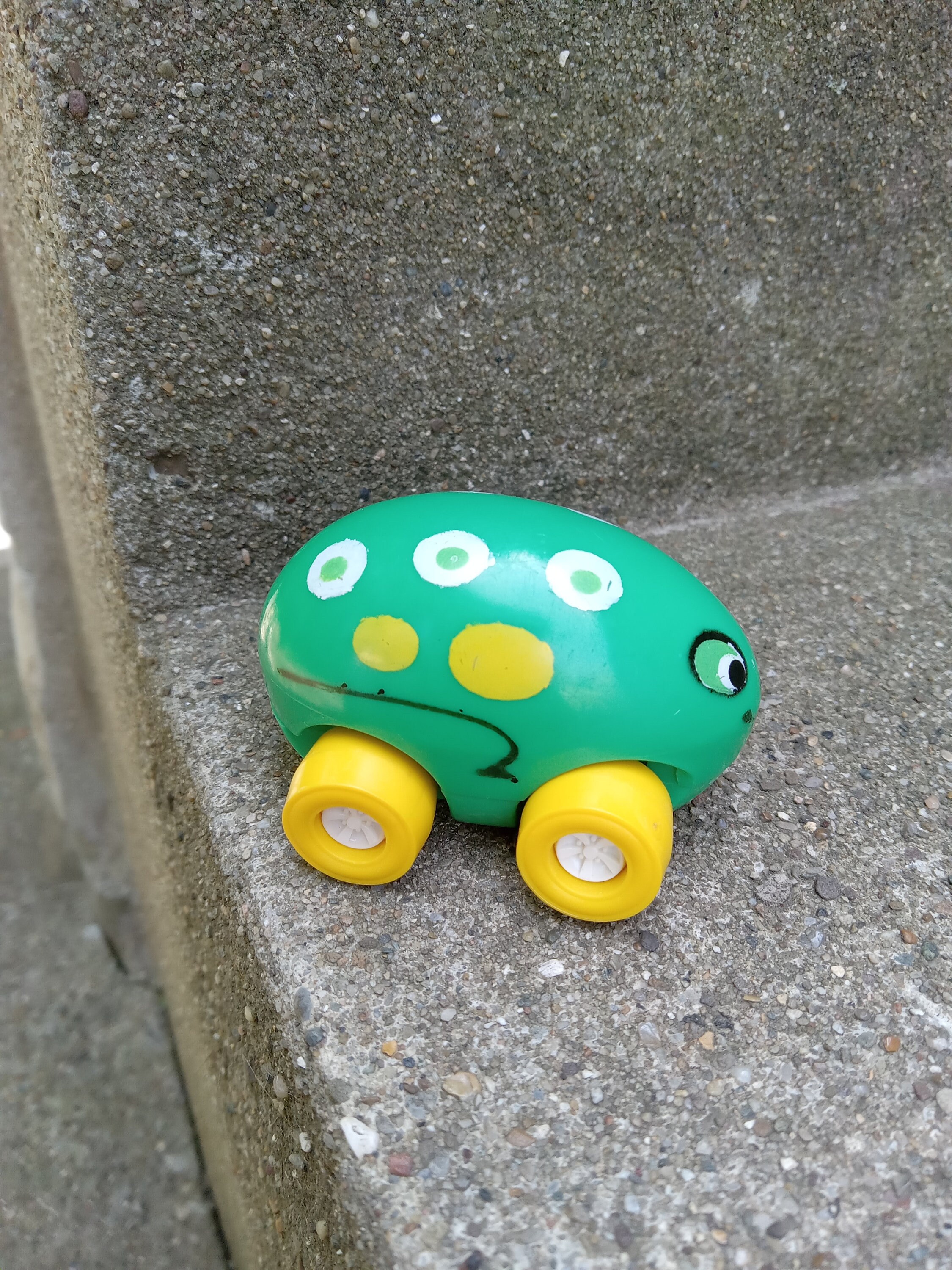 RARE 1970's TONKA Gigglers Frog Egg Car Still Plenty of - Etsy