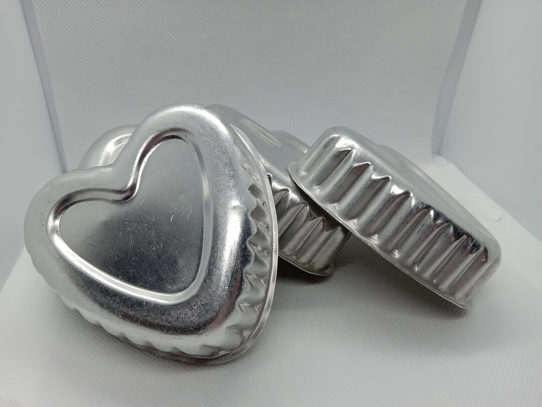 Vintage Set of Five Mini Heart Shaped Aluminum Baking Tins, Arrives ...