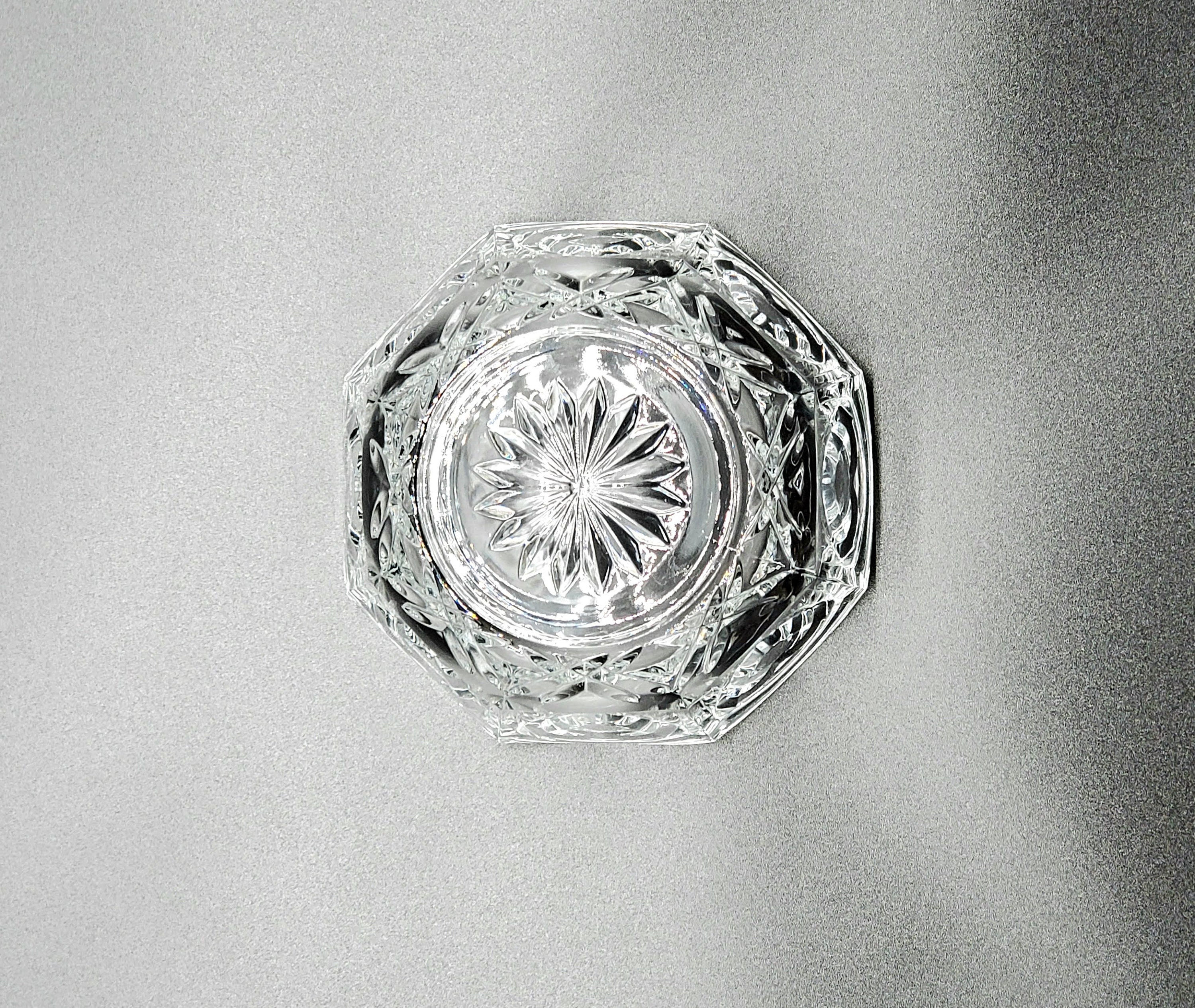 Vintage Crystal Clear Scalloped Edge Crystal Bowl Adorned With Etched ...