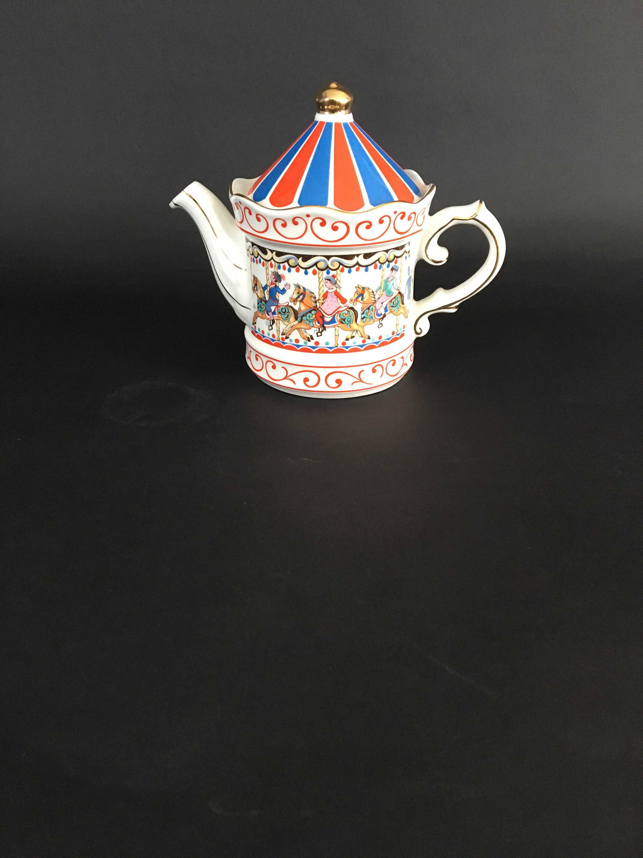 Tea for Two With a Twist: Vibrant Vintage Sadler Carousel Teapot - Etsy
