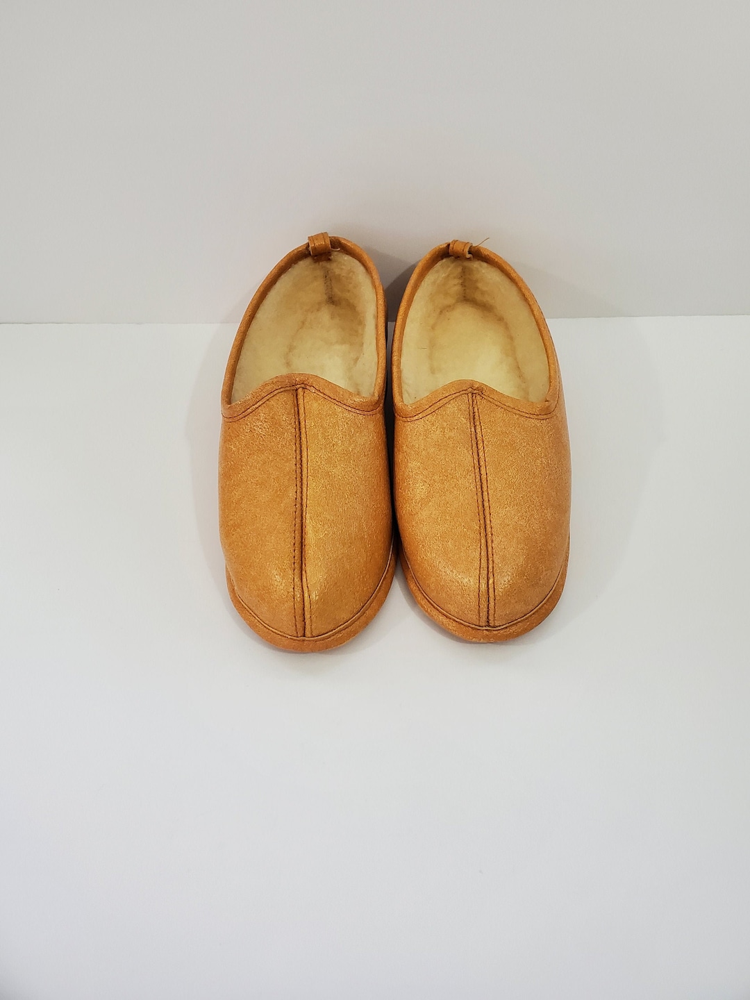 Kinsman Faux Leather Sherpa Vintage Slippers Size 5 - Etsy Finland