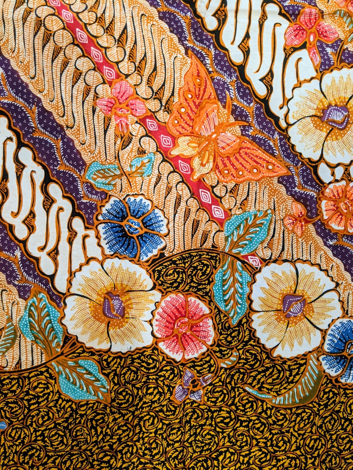 Japanese Hokokai Batik, Hokokai Style Batik Tulis With Parang ...