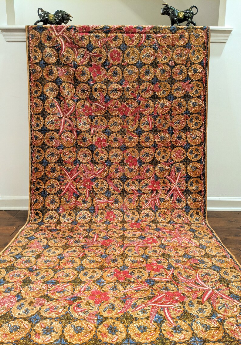 Vintage Batik Lasem, Old Indonesian Batik Tulis Fabric, Pagisore ...