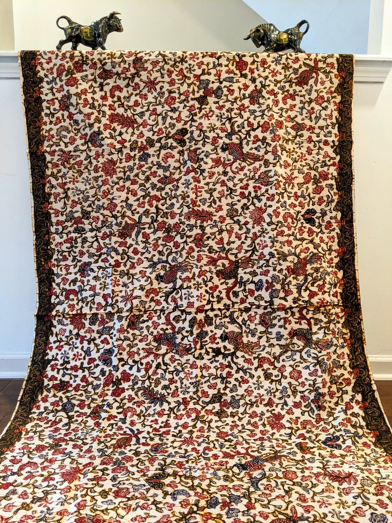 Handwritten Batik Tulis Lasem With Hong Bird, Chinese Style Batik ...