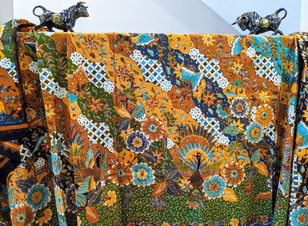 Hokokai Batik, Full Batik Tulis With Kawung, Butterflies, Floral ...