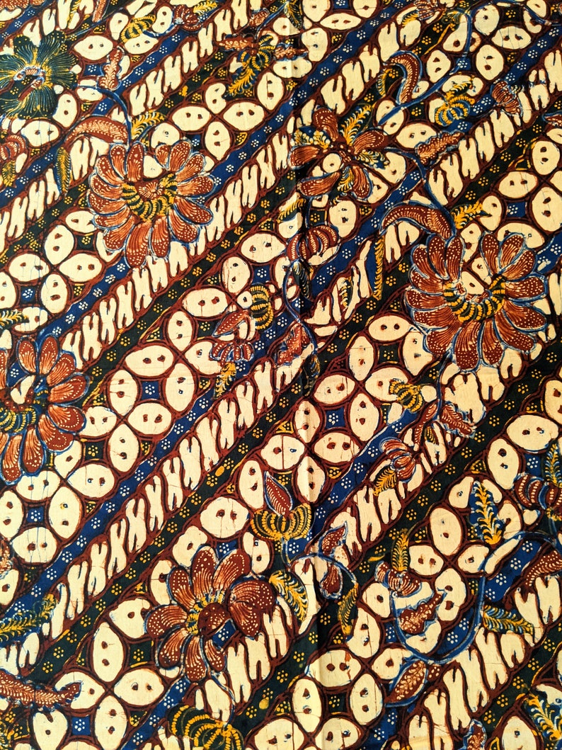 Batik Lasem Indonesia With Kawung and Parang Design, Handwritten Batik ...