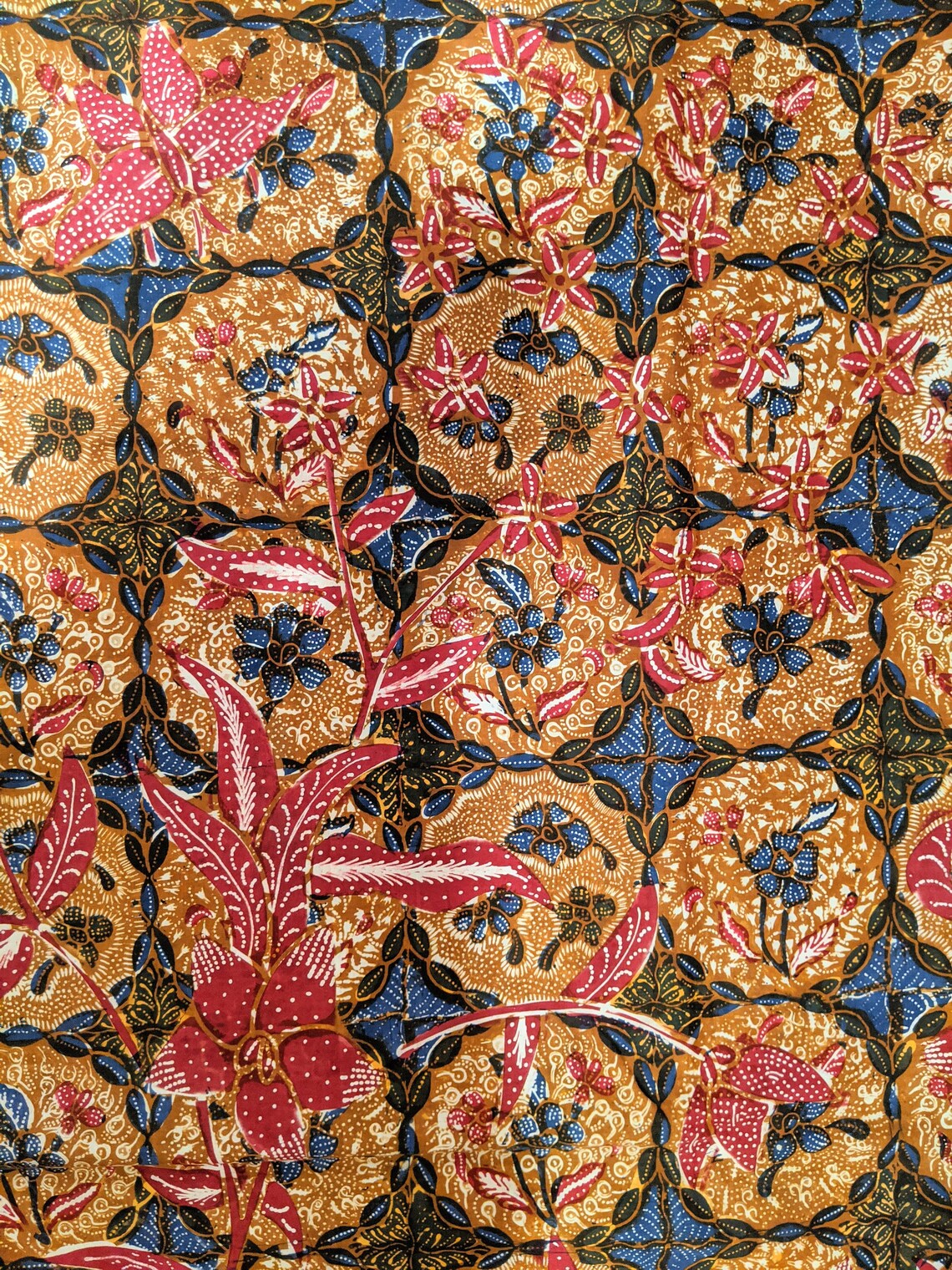 Vintage Batik Lasem, Old Indonesian Batik Tulis Fabric, Pagisore ...