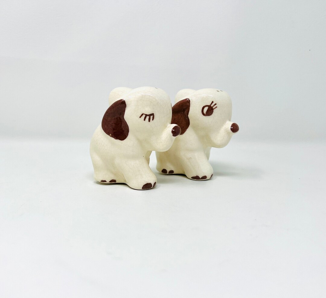 Vintage Rio Hondo Trunks up Elephant Salt and Pepper Shaker Set - Etsy
