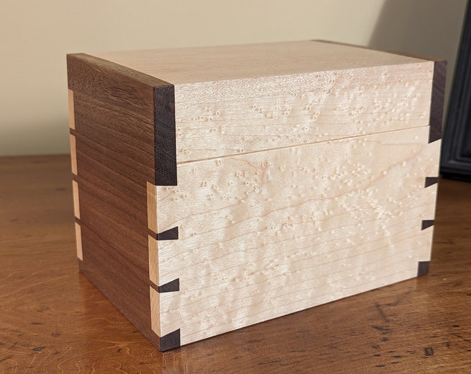 Handcrafted Recipe Box - 4x6 Cards - Birdseye Maple and Walnut - Etsy