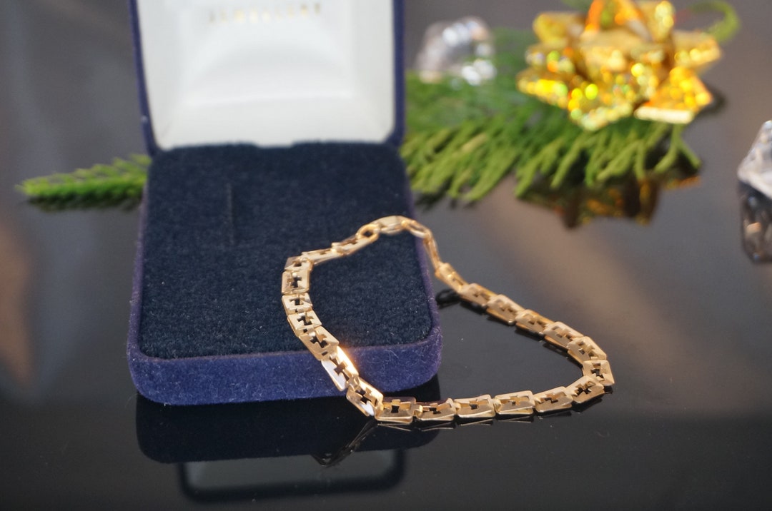 Vintage 14 Kt Solid Gold Bracelet, Nested Links Gold Bracelet, Cross Design Link Gold Bracelet ...