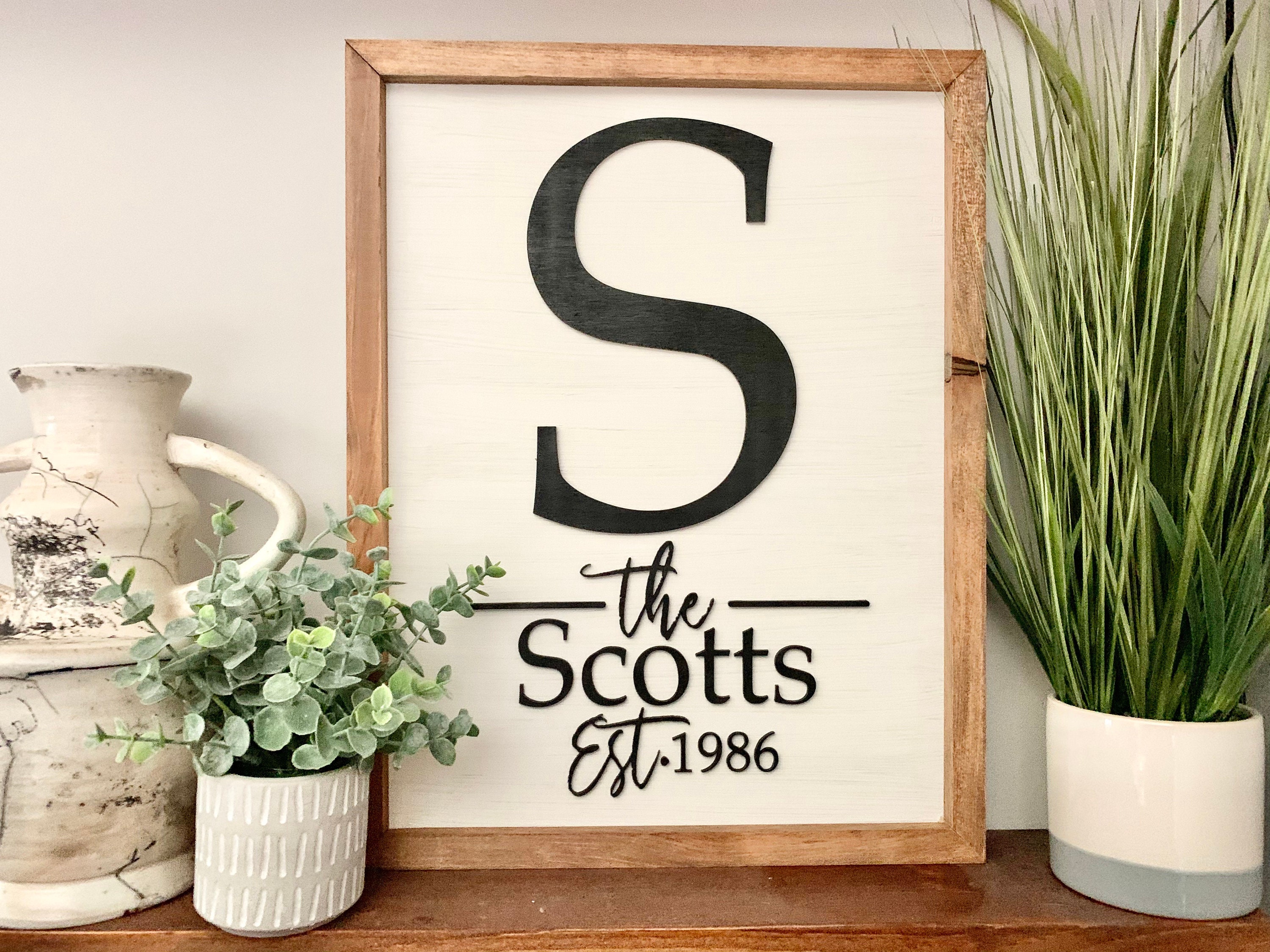 Custom-14x18 Vertical Last Name Sign - Etsy UK