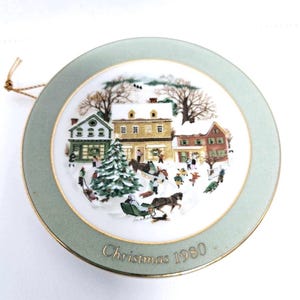 Vintage Avon Miniature Plate Ornament/christmas 1980 Plate Ornament ...