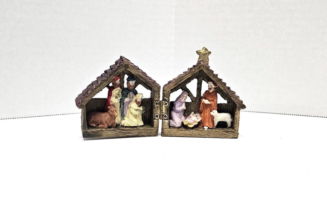 Vintage Nativity Manger Scene Folding Hinged/holy Family/christmas ...