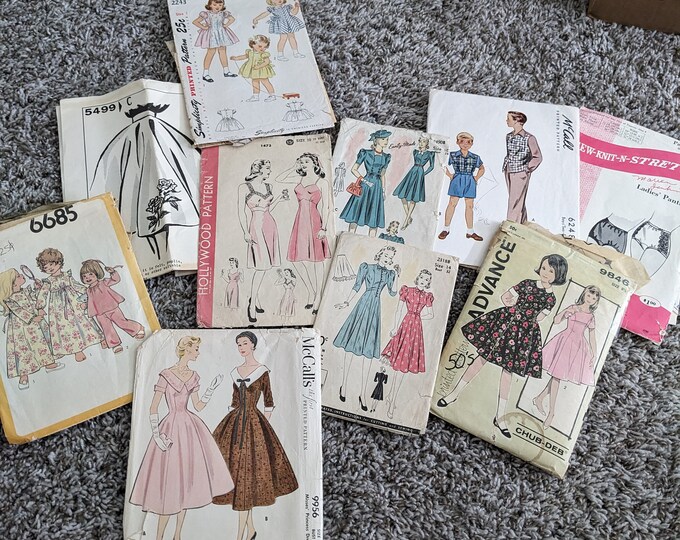 Lot of Vintage Sewing Patterns - Etsy