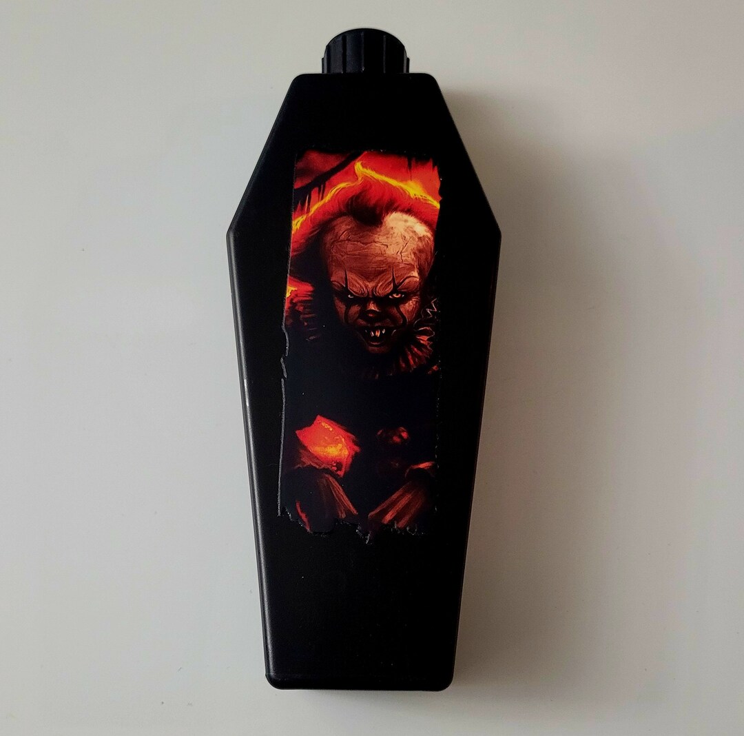 Coffin Flask 8oz Pennywise - Etsy