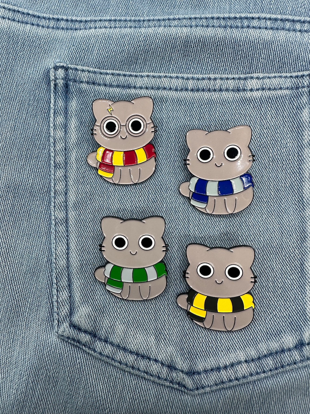 Gryffindor Hufflepuff Ravenclaw Slytherin Big Eye Cat Pin Brooch Enamel ...