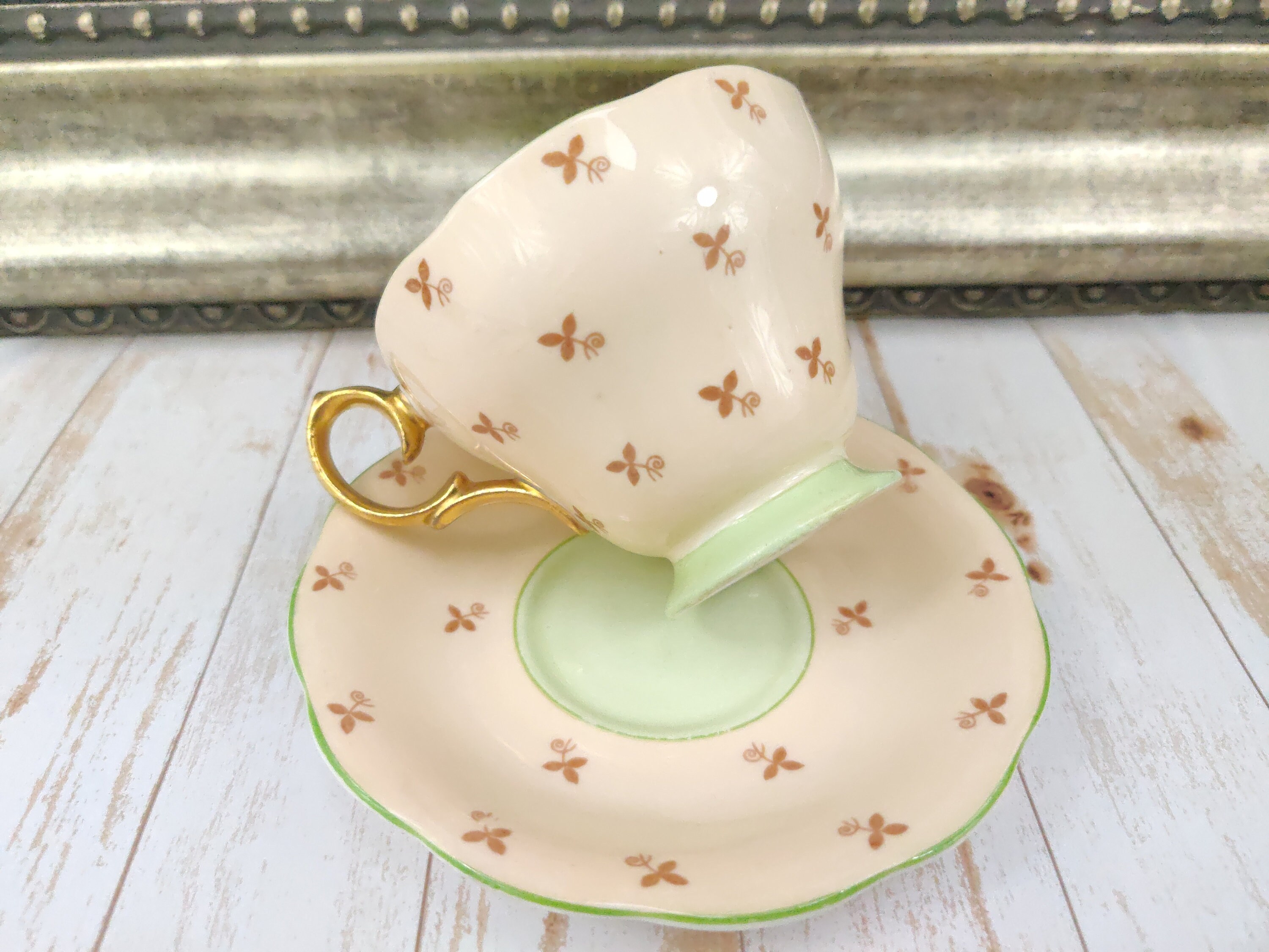 Vintage Tea Cup BELL CHINA Tea Cup and Saucer - Etsy Canada