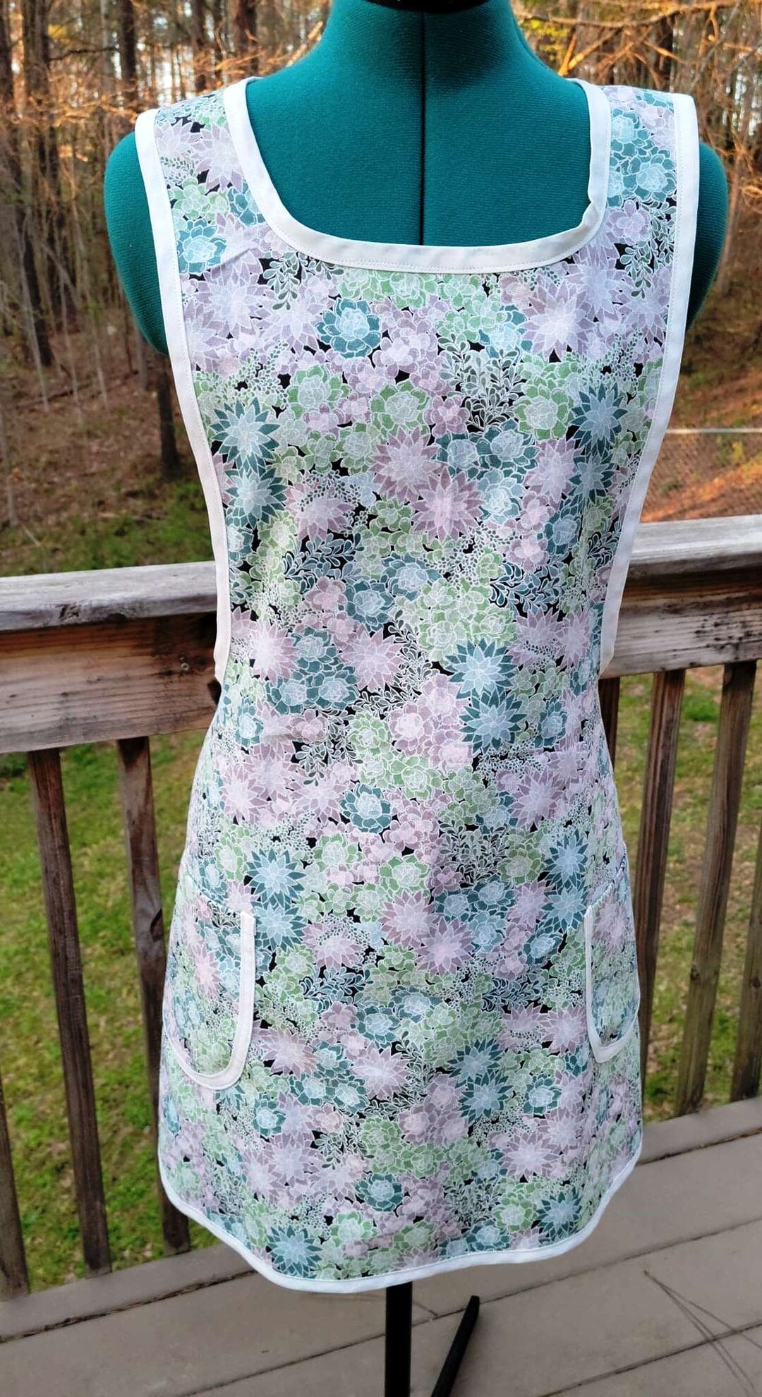 Ladies Vintage Smock Style Apron With Succulents and Ivory Trim - Etsy