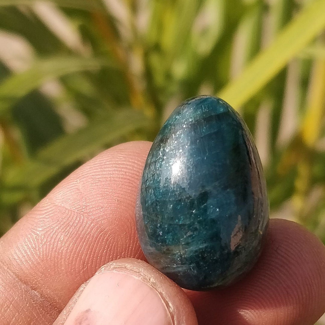 Kyanite verte naturelle faite à la main, œuf, kyanite Shiva Lingam, cristal de méditation - Etsy ...
