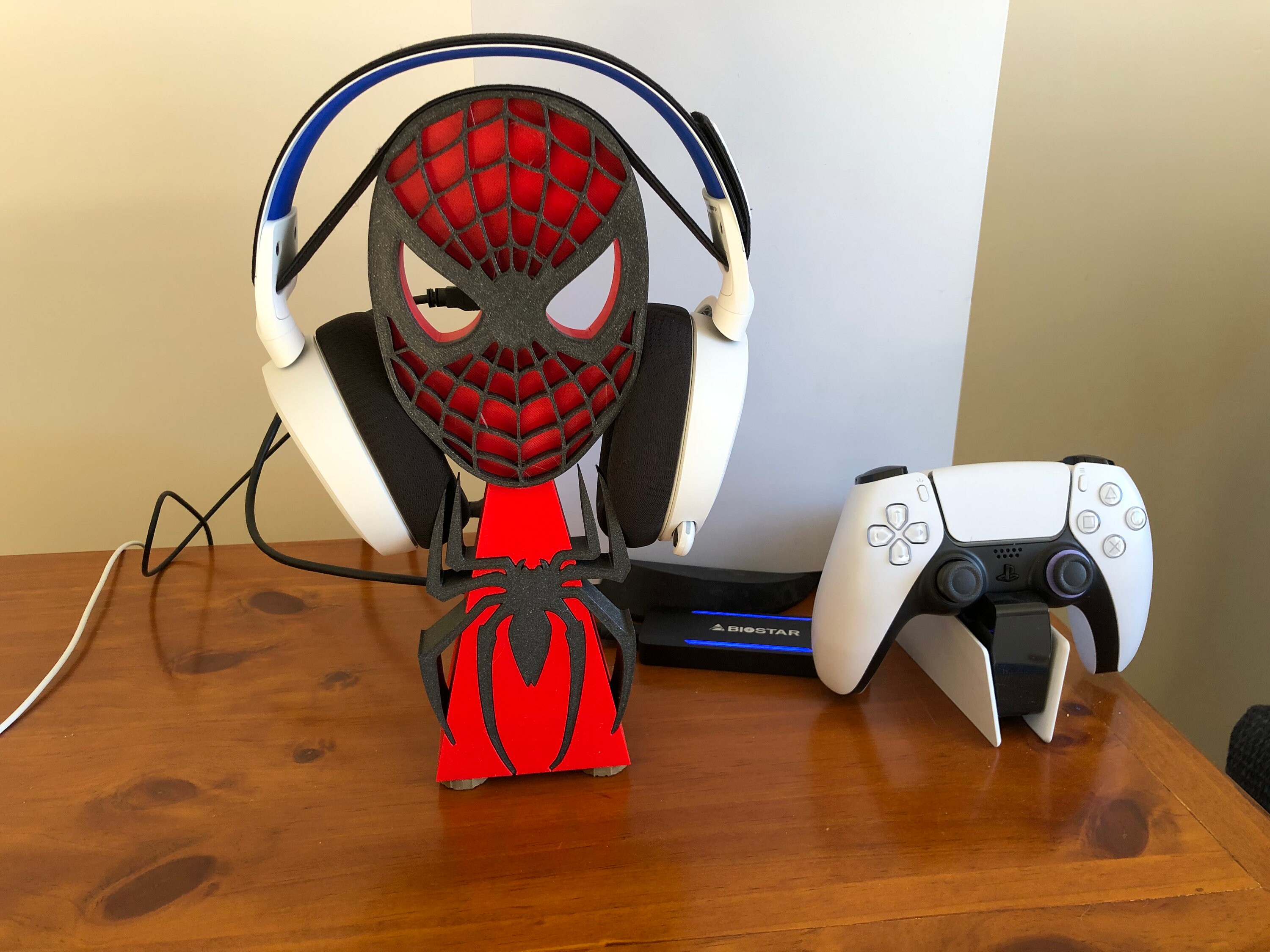 Spiderman Headphones Display Stand, Gaming Headset Holder, Superhero ...