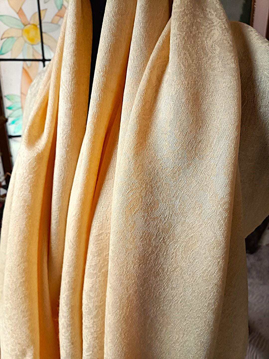 Silk Pashmina Reversible Self Design JAMAWAR ~ Kashmir Jamawar Shawl ...