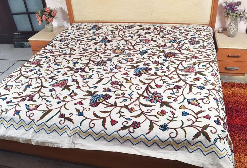 Crewel Embroidered Kingsize Bedspread. Kashmir Indian Handicraft 100% ...