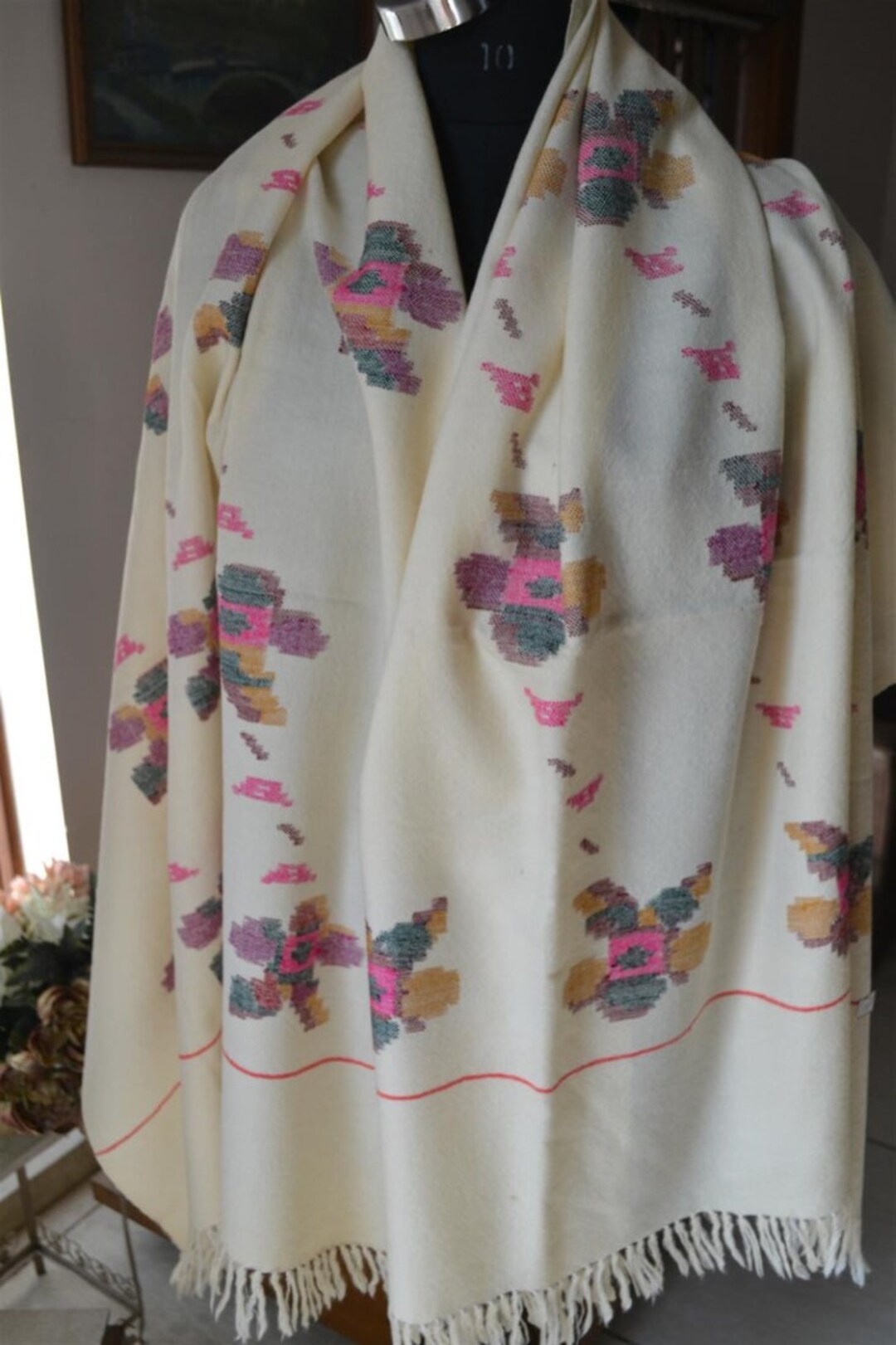 Off White Traditional Kullu Shawl. Large Soft 100% Wool Handloom Shawls ...