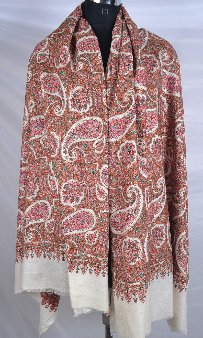 Off-white Wedding Shawl. Exquisite Paisley Embroidered Pashmina ...