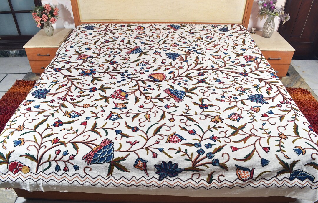 Crewel Embroidered Kingsize Bedspread. Kashmir Indian Handicraft 100% ...