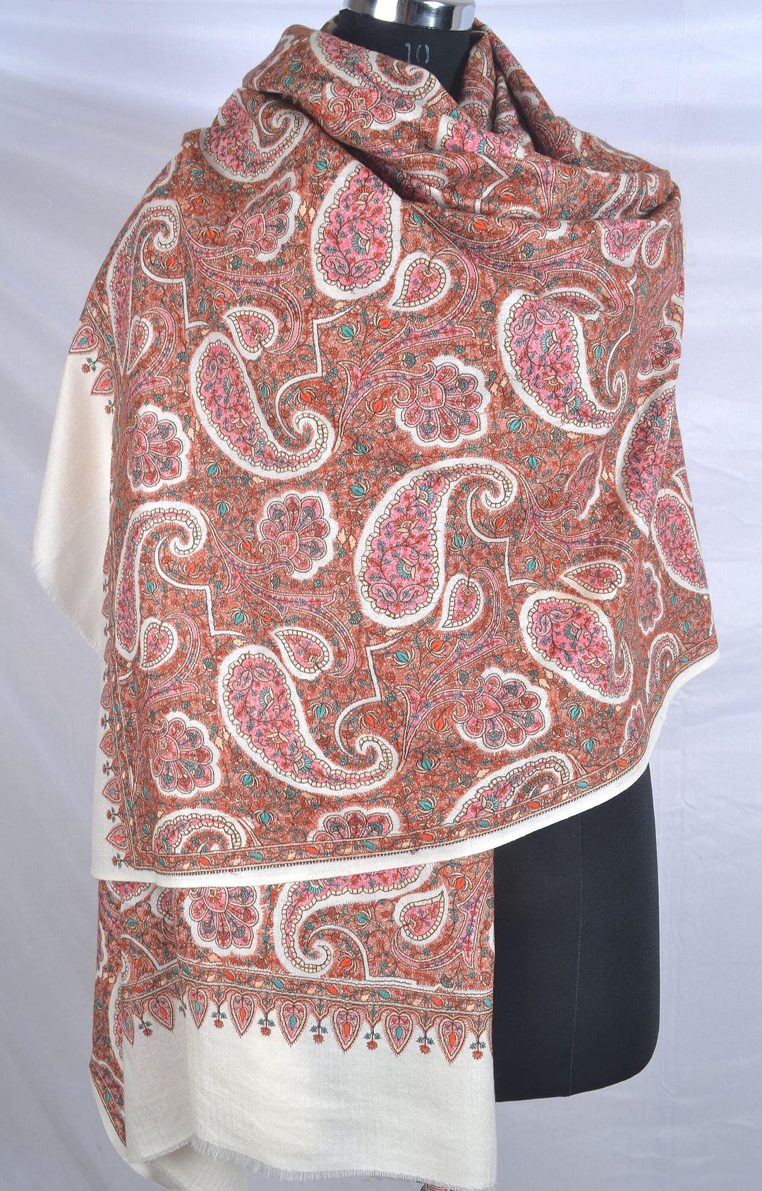 Off-white Wedding Shawl. Exquisite Paisley Embroidered Pashmina ...