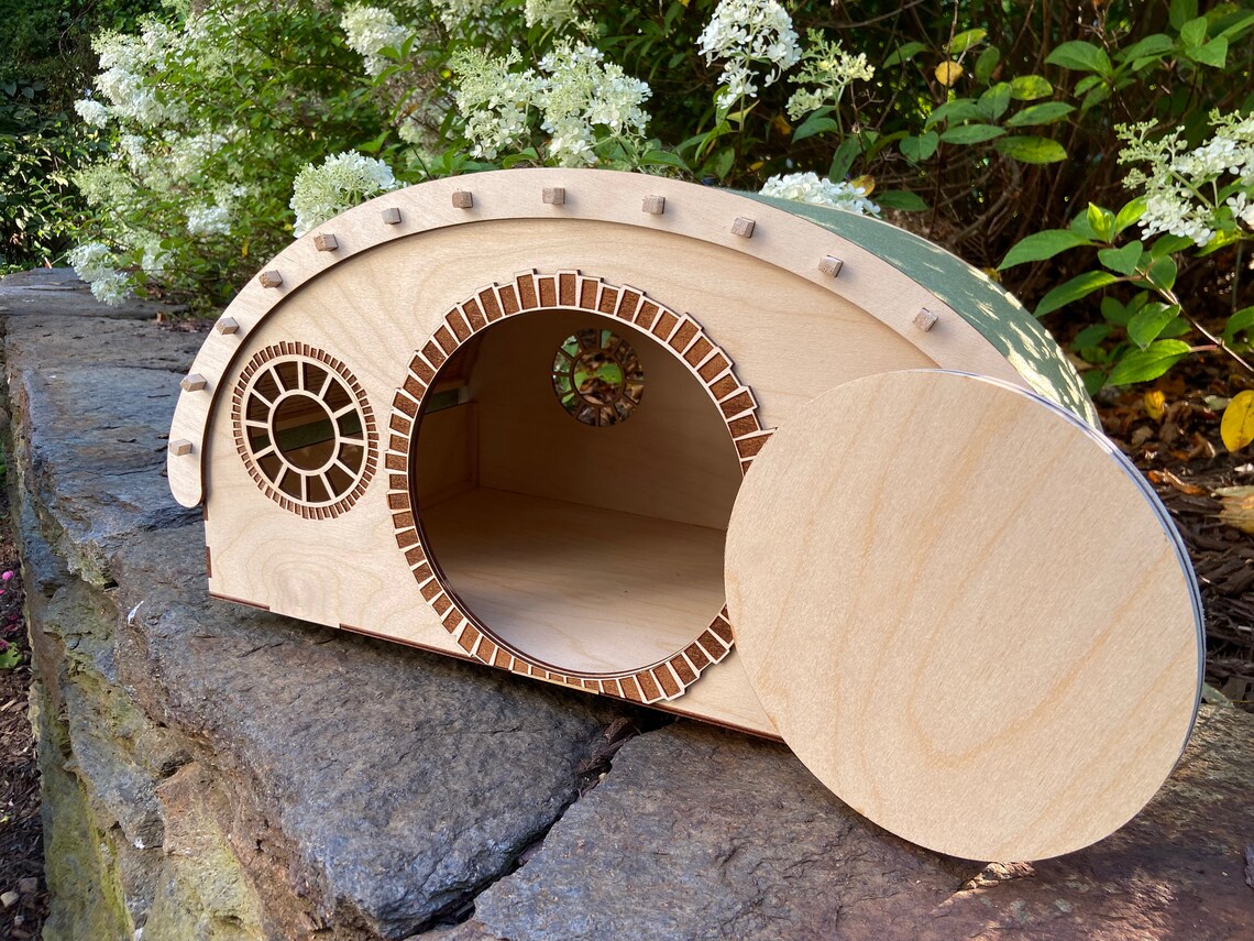 Hobbit Hole Rabbit Playhouse Bunny play structure with some - Etsy.de