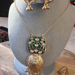 Pendants /designer Pendants/kundan Pendant /pearls Chandbali/pakistani ...