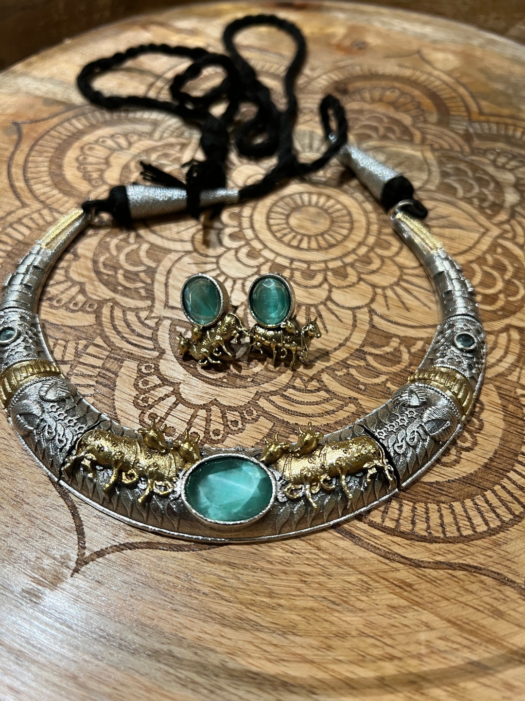 Fusion Hasli/dual Tone Hasli / Stone Studded Necklace Set | Ethnic ...