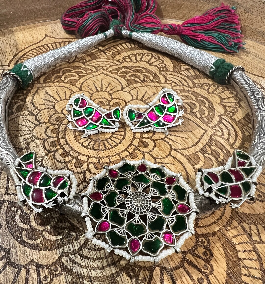 Fusion Hasli/dual Tone Hasli / Stone Studded Necklace Set | Ethnic ...