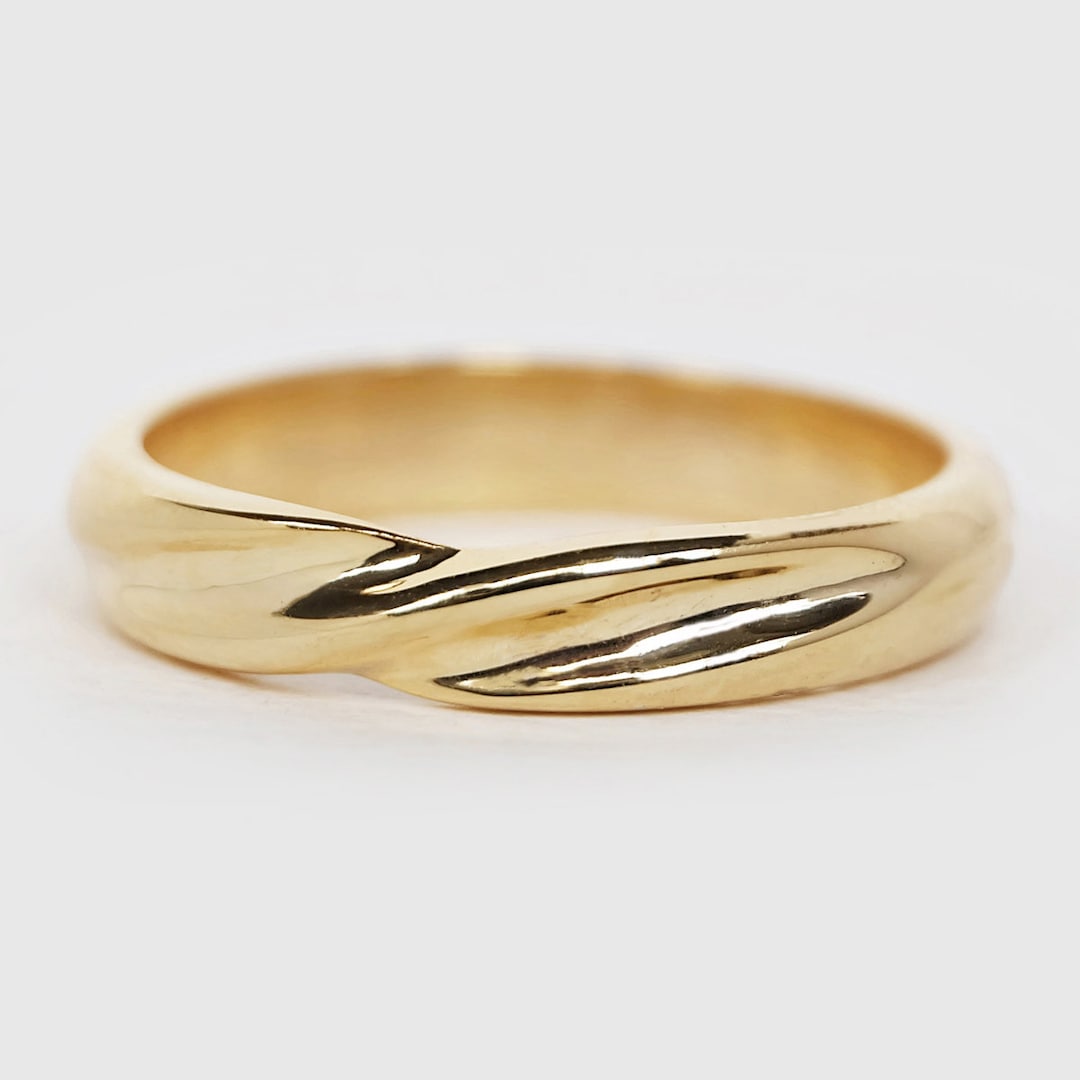 Twist Wedding Band, Mobius Wedding Rings for Men, Mens Wedding Ring ...