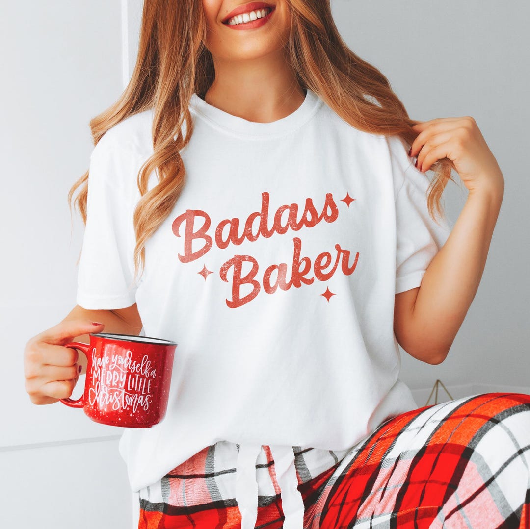Retro Badass Baker T-shirt for Men Women, Christmas Baking Gifts and Accessories, Comfort Colors ...
