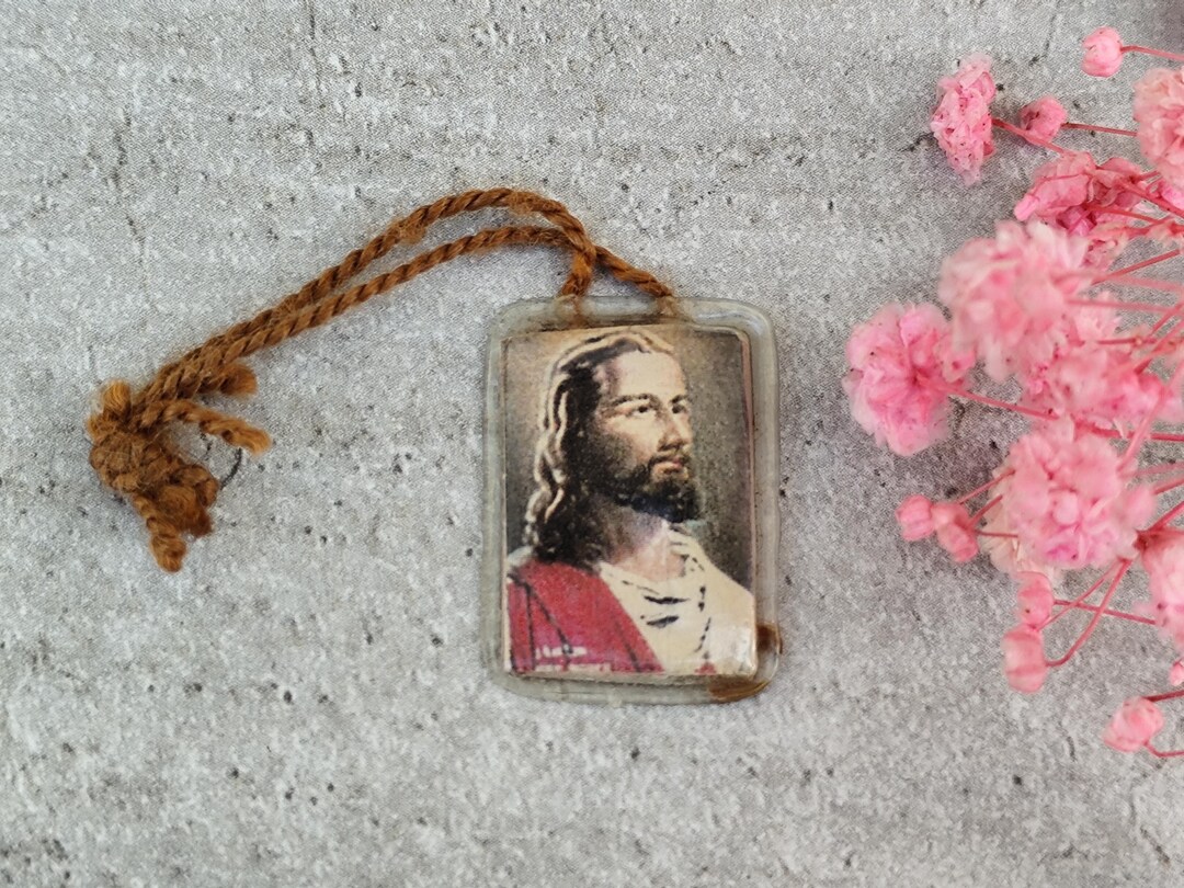 Scapular of Jesus Christ - Etsy