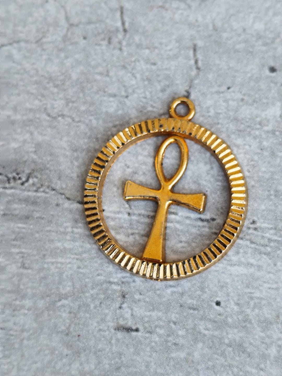 Egyptian Ankh Cross Medallion - Etsy