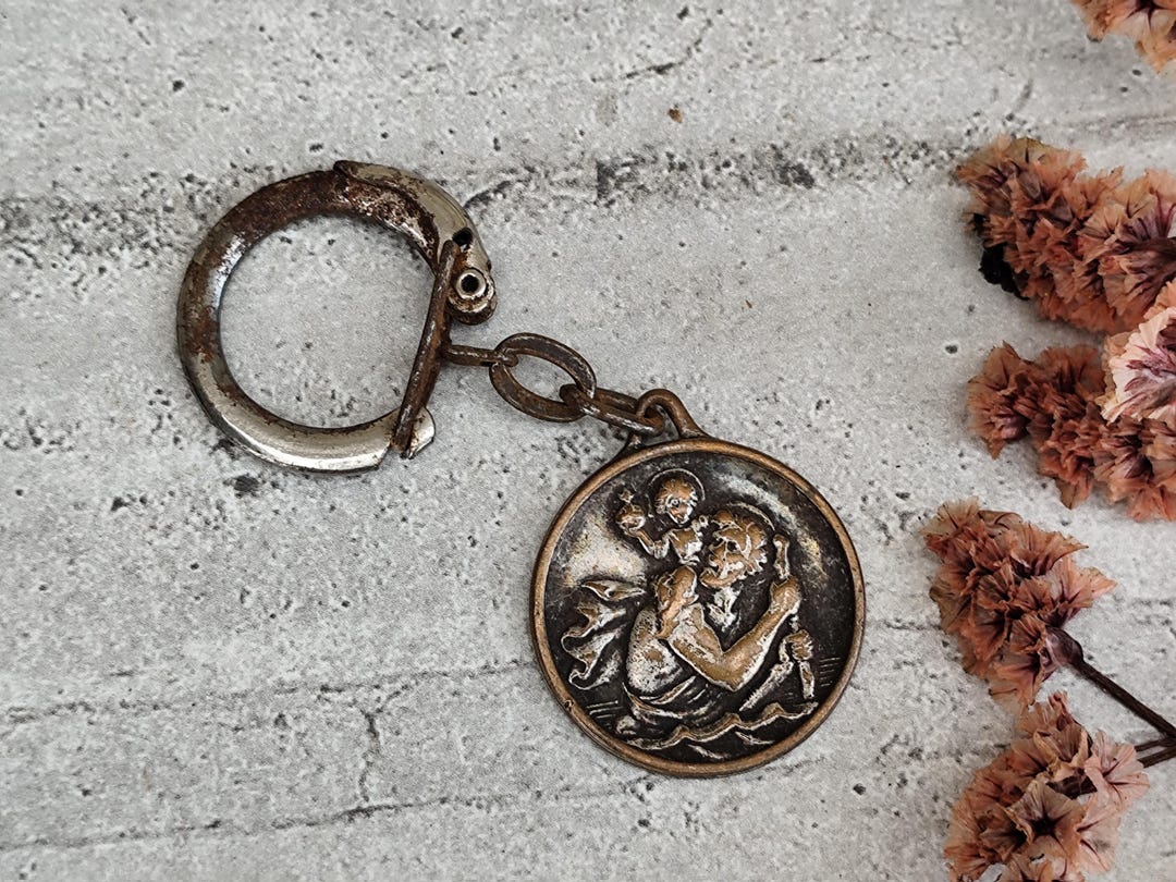Vintage Saint Christopher Keychain - Etsy